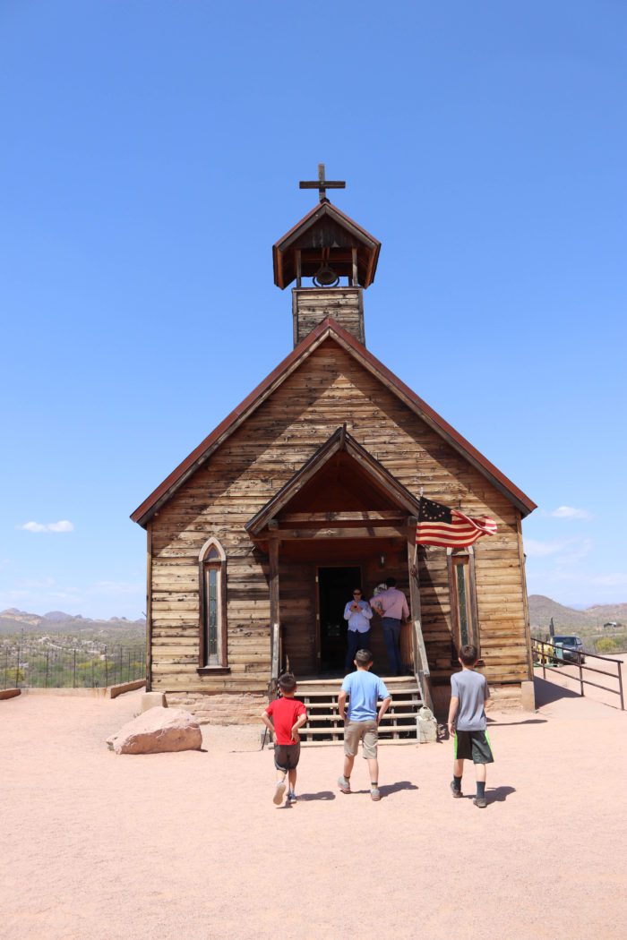 7 of the Coolest Ghost Towns in Arizona | Simply Wander