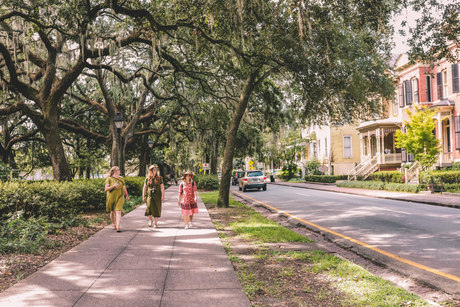 12 Things to do in Savannah on a Girls Weekend - Simply Wander