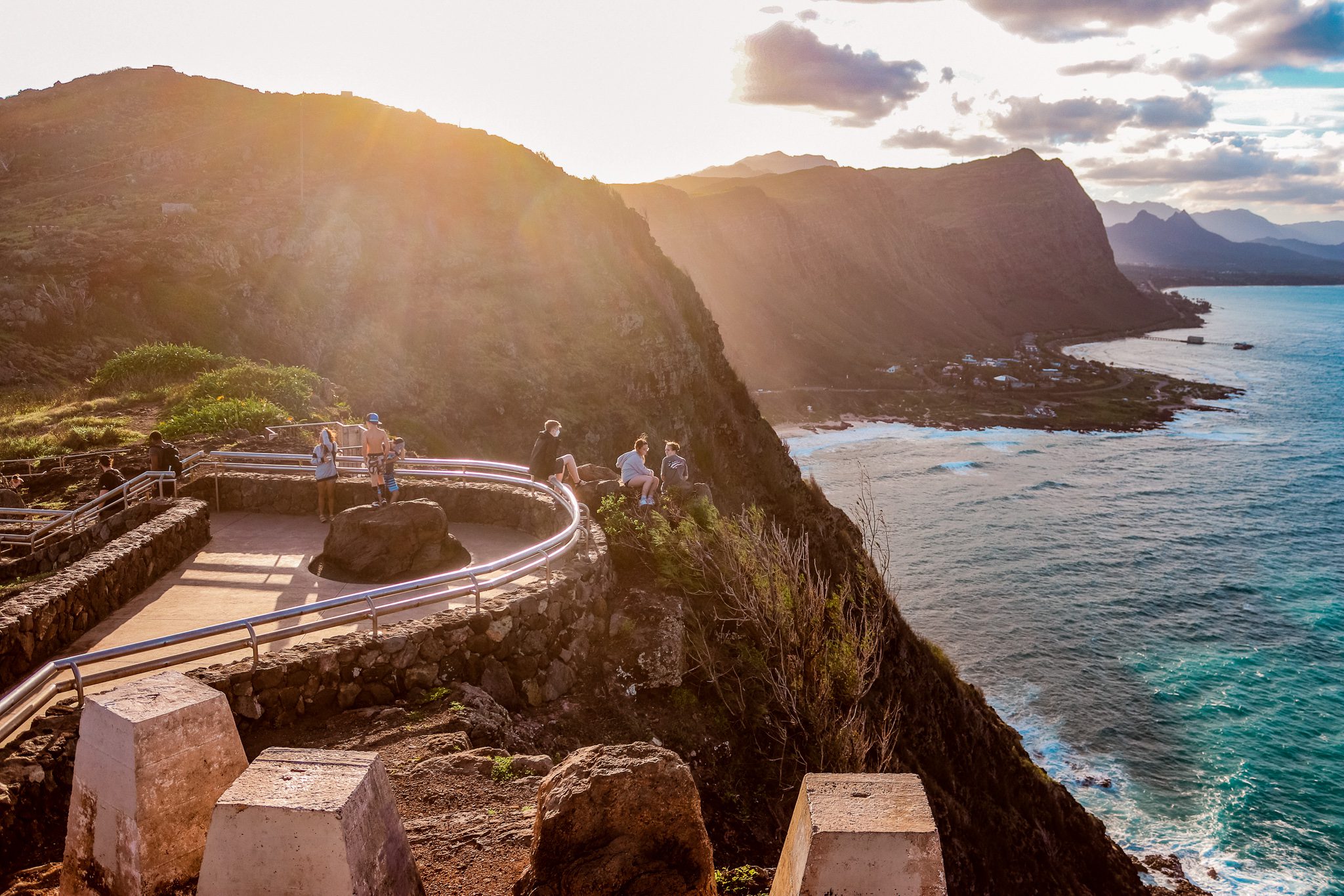Makapuu Lighthouse Trail: The Best Family Hike in Oahu - Simply Wander