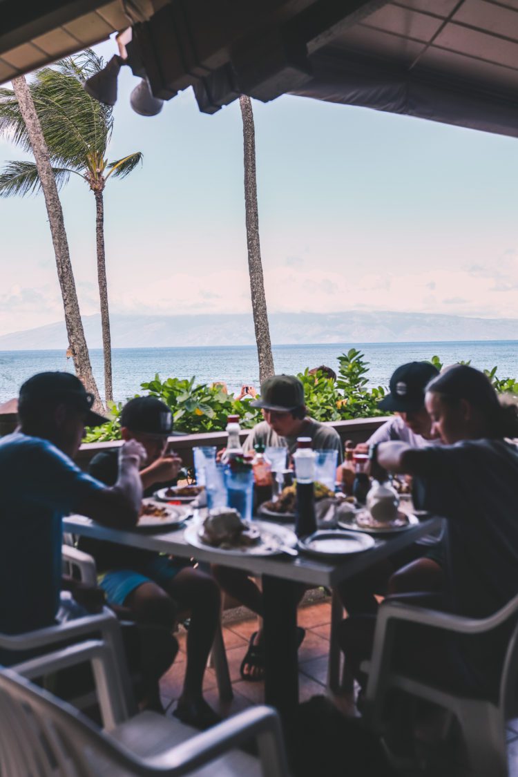 11 Best Places to Eat in Maui Hawaii - Simply Wander