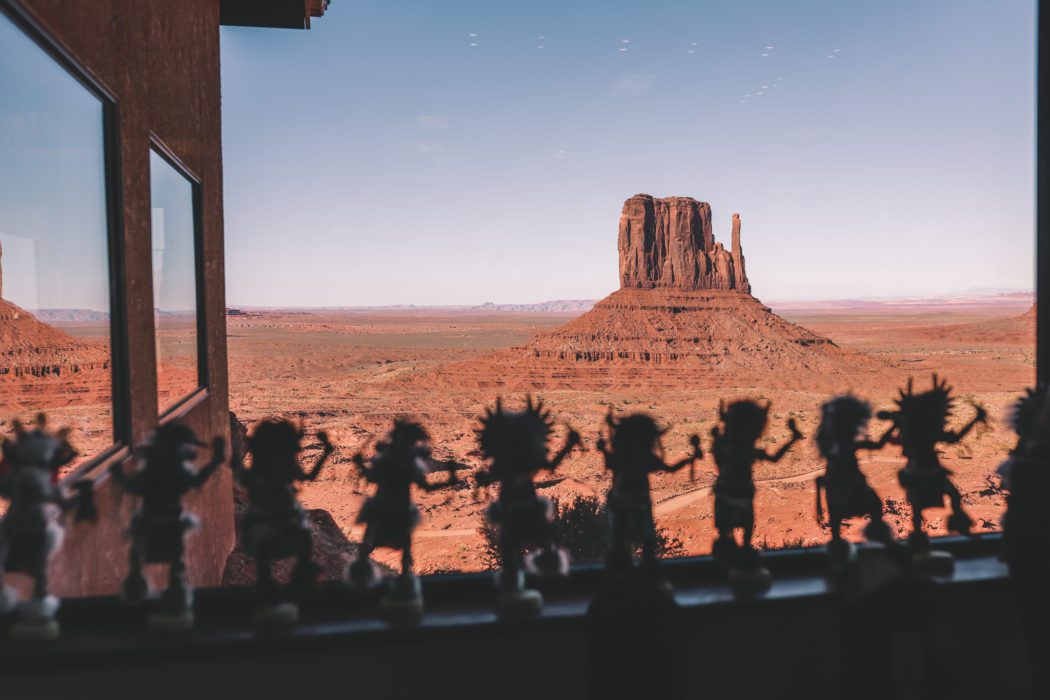 First Time Guide To Visiting Monument Valley | Simply Wander