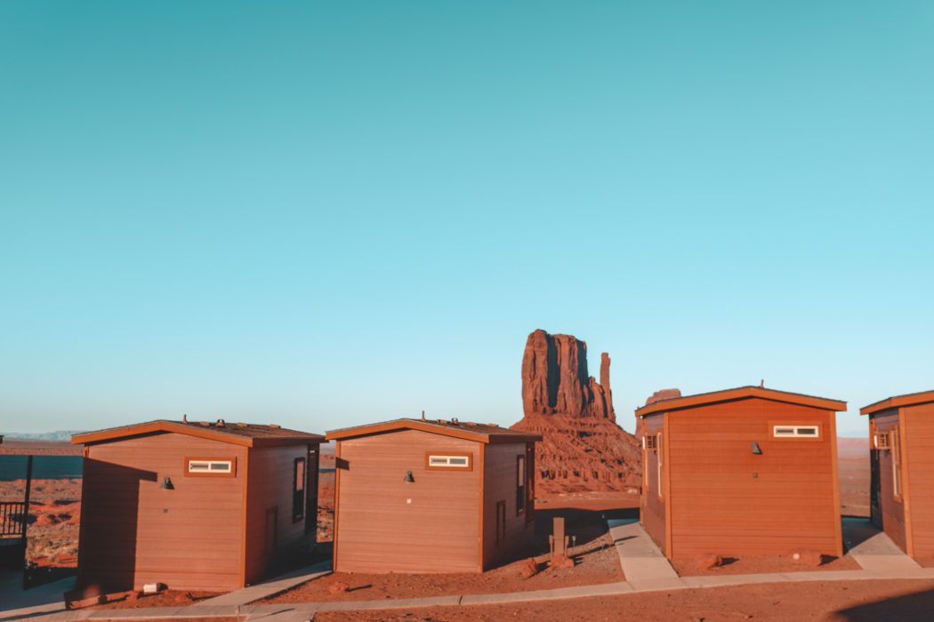 First Time Guide To Visiting Monument Valley | Simply Wander