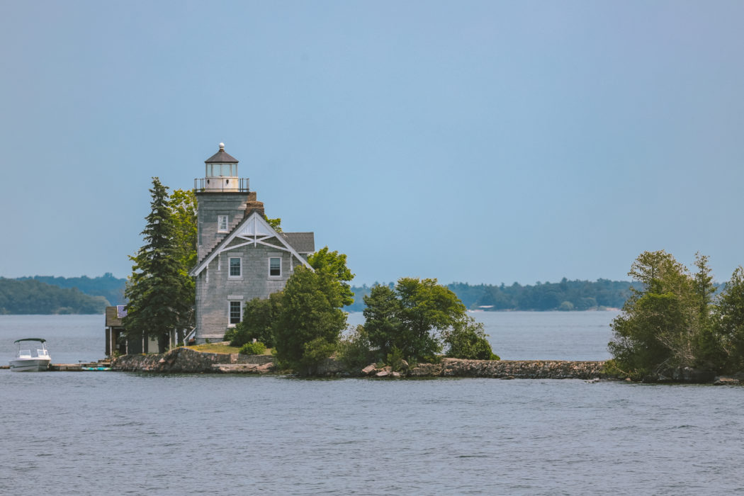 8 Things to do in Thousand Islands NY and Canada - Simply Wander