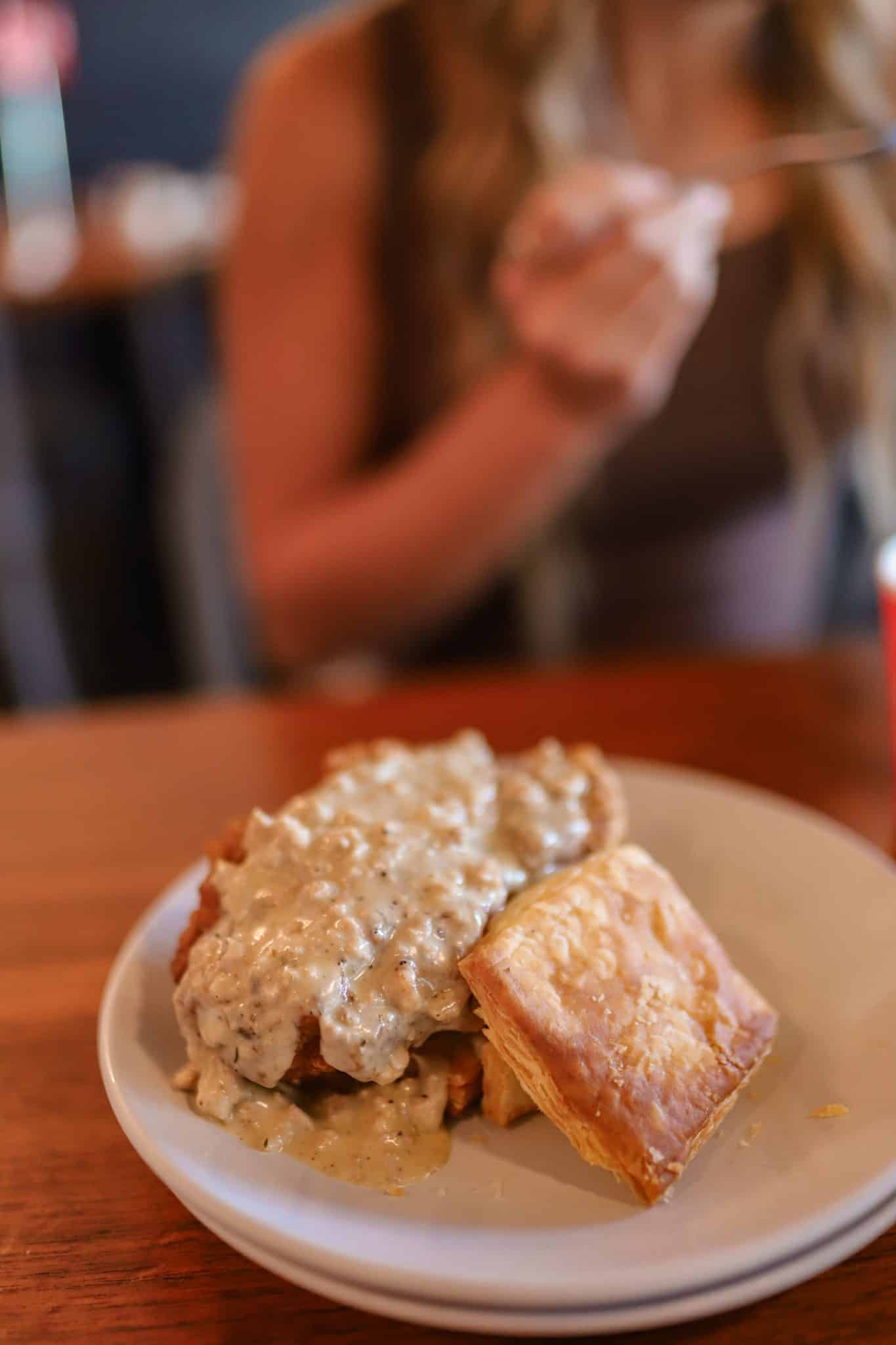 8 of the Best Places to Eat in Nashville, Tennessee | Simply Wander