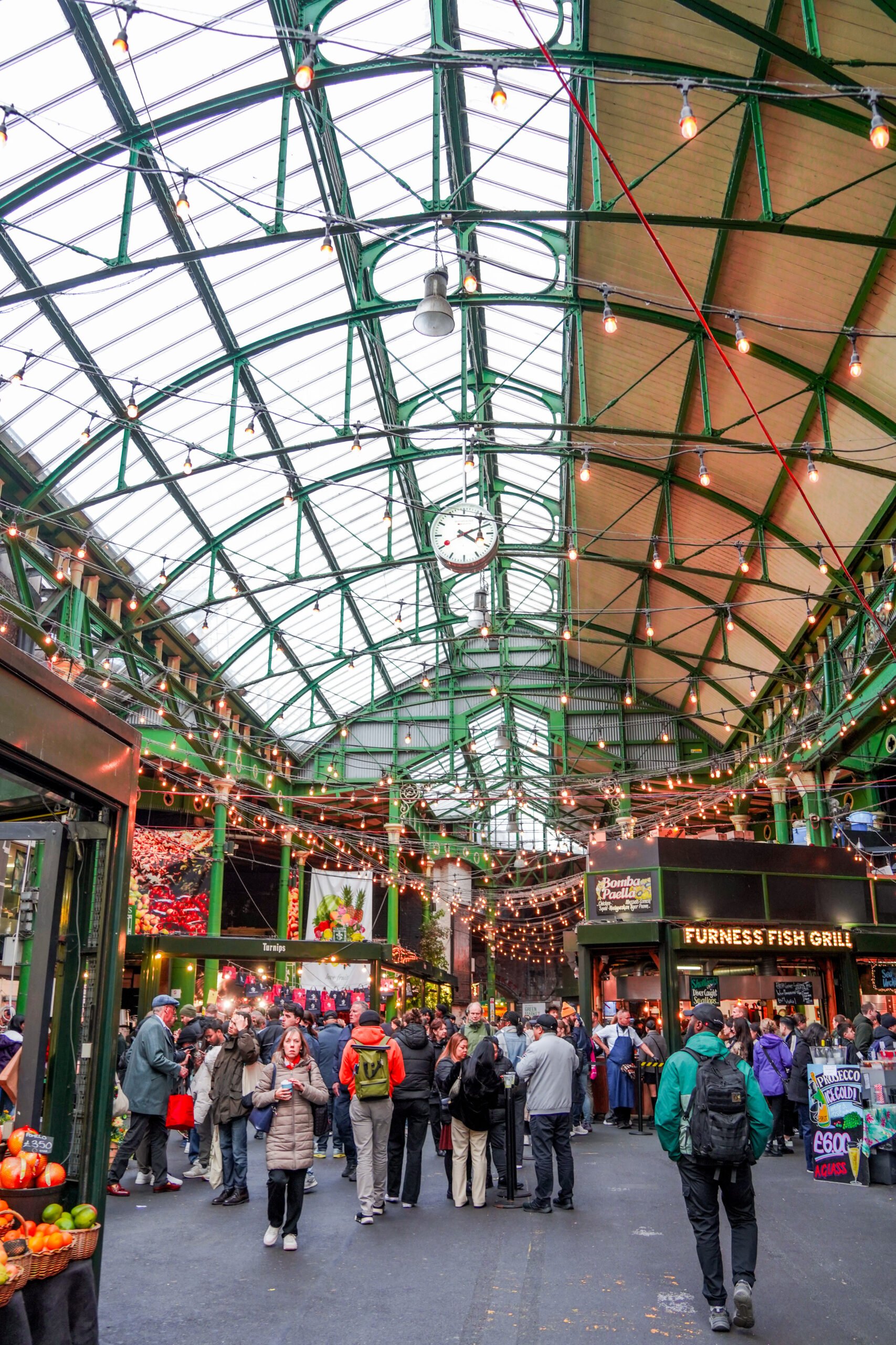 5 Foods You HAVE to Try at London's Borough Market | Simply Wander